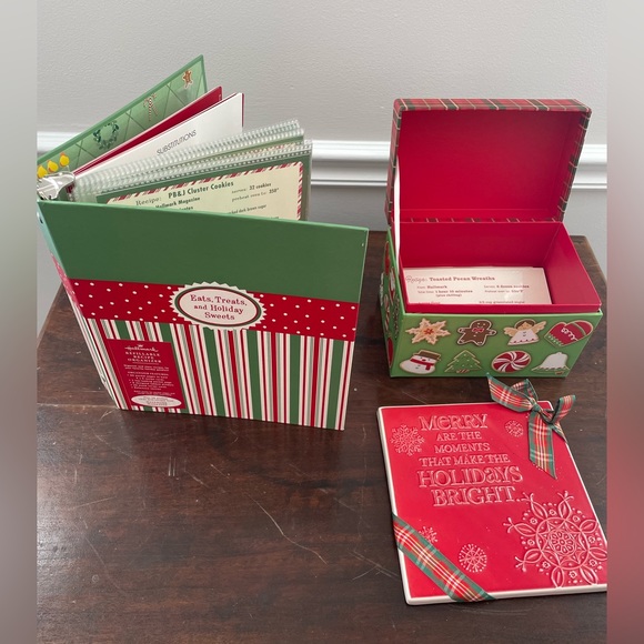 Hallmark | Holiday | Hallmark Matching Holiday Cooking Ensemble | Poshmark